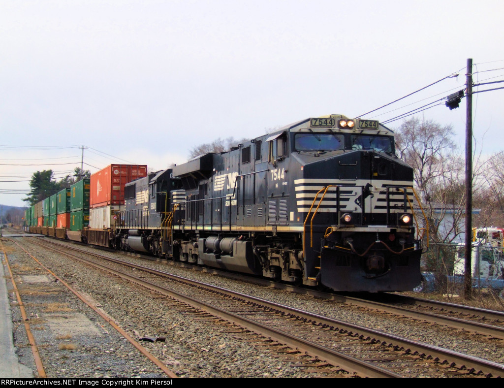 NS 7544 I4Z